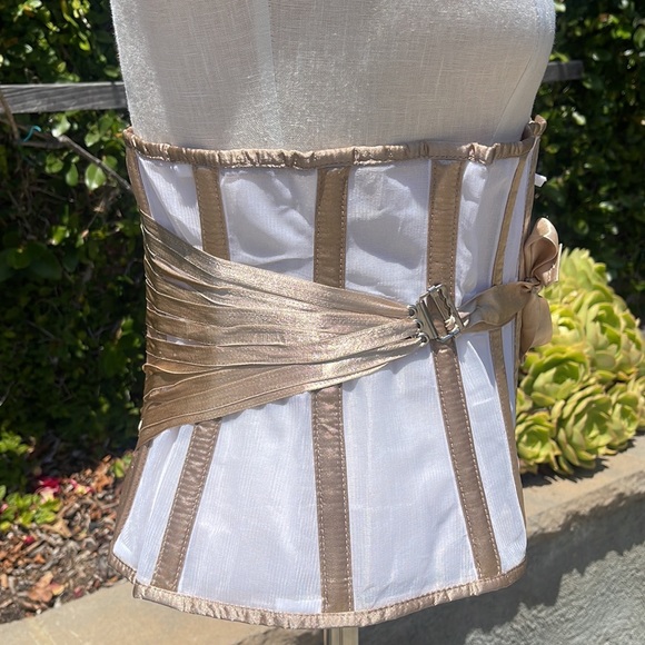 Corset Story | Intimates & Sleepwear | New Corset Story Fan Lacing ...